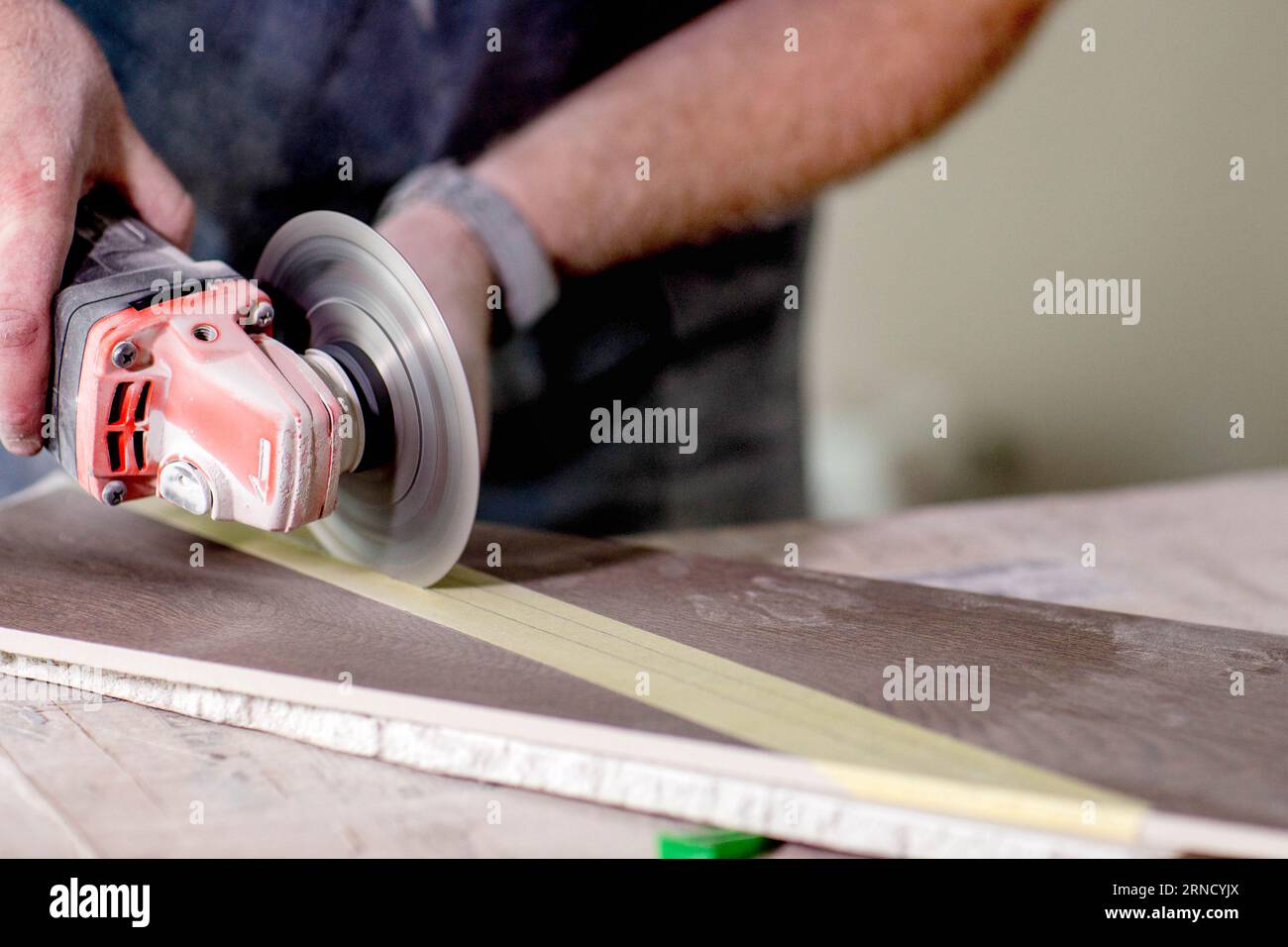 Close up video person cutting hi-res stock photography and images - Alamy