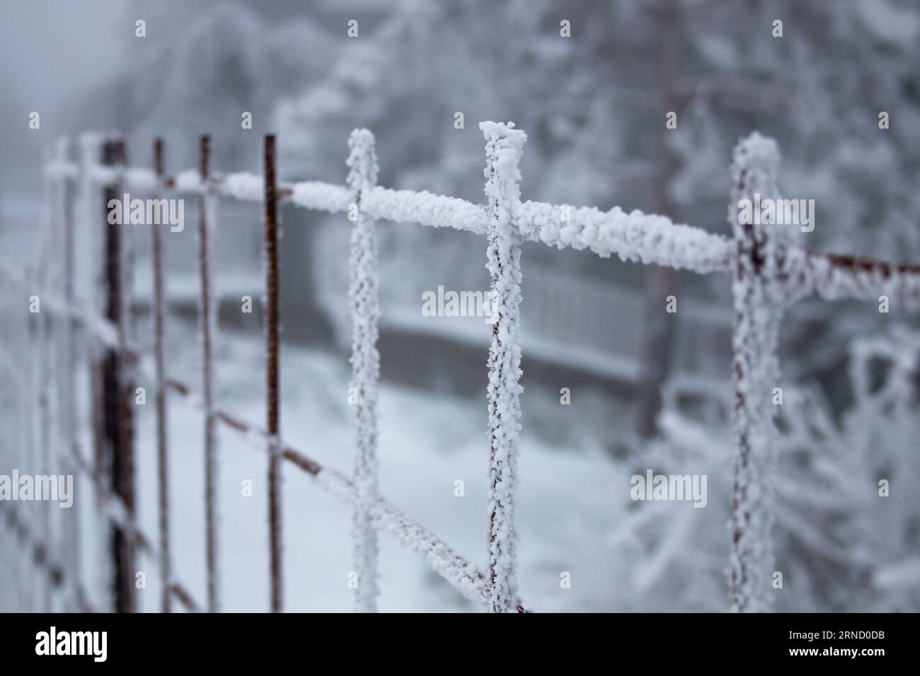 Effects of low temperatures, ice and snow on frozen structures Stock ...