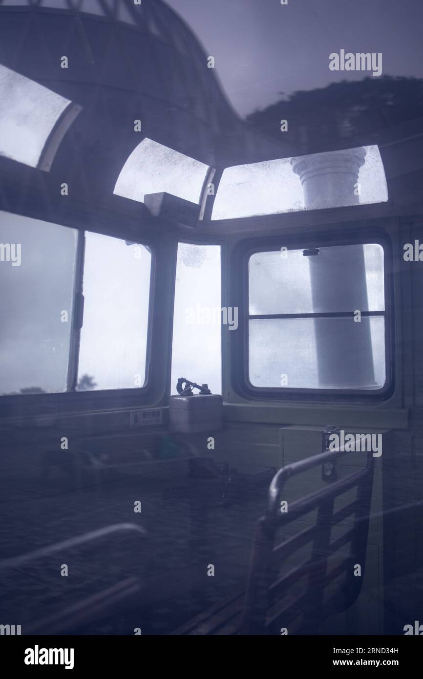 Vintage train window hi-res stock photography and images - Alamy