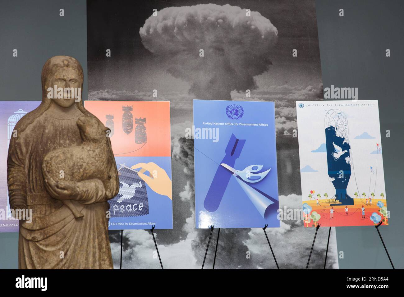 (160504) -- UNITED NATIONS, May 3, 2016 -- Winning posters are ...