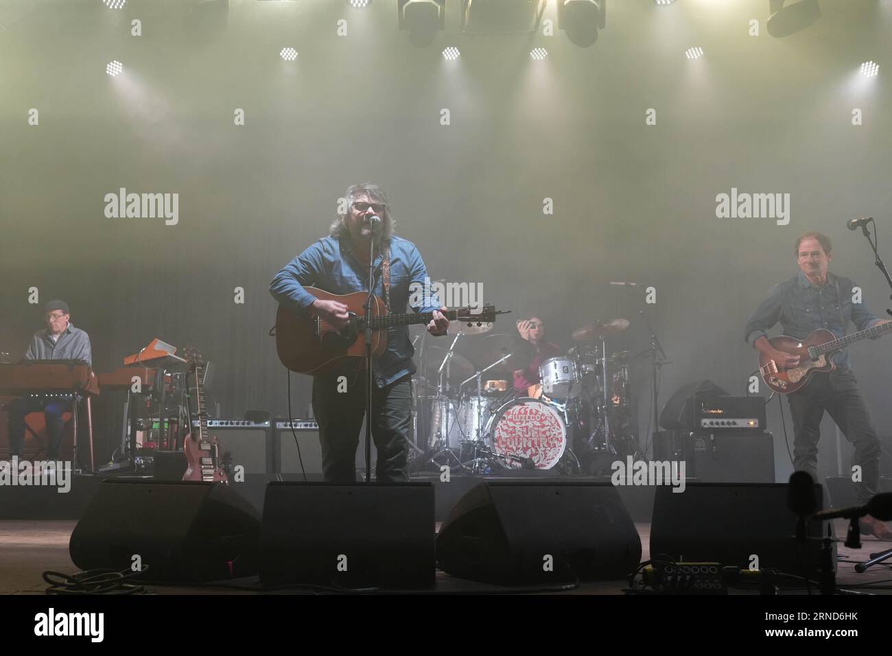 Wilco tweedy hi-res stock photography and images - Alamy