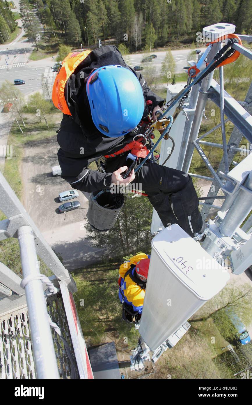 Radio units hi-res stock photography and images - Alamy