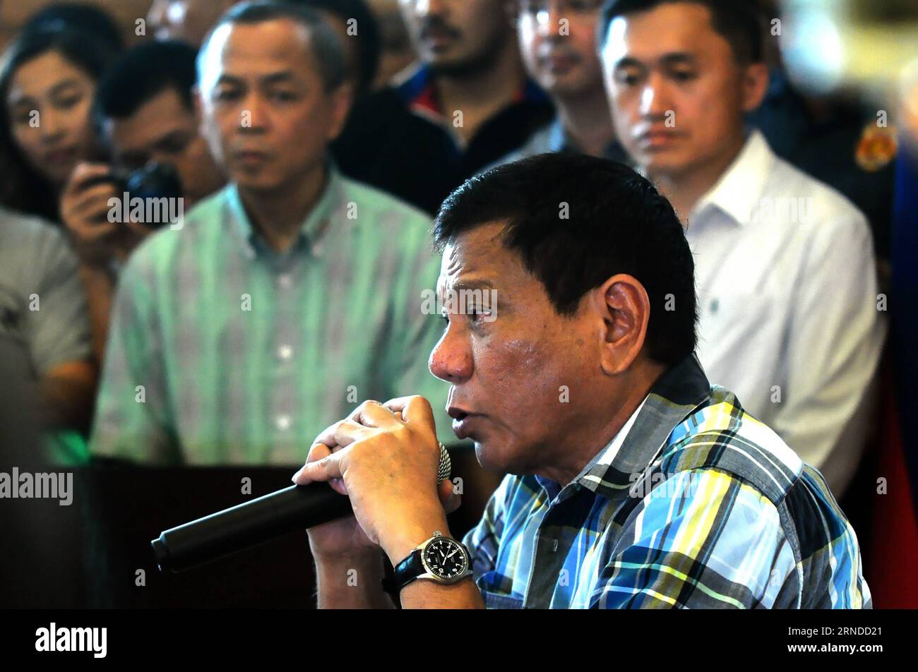 Philippine president rodrigo duterte hi-res stock photography and ...