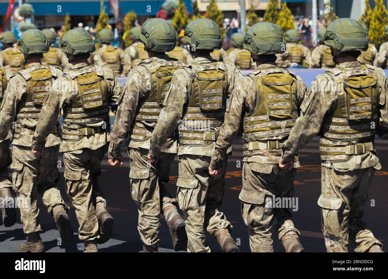 Marching soldiers turkish army hi-res stock photography and images - Alamy