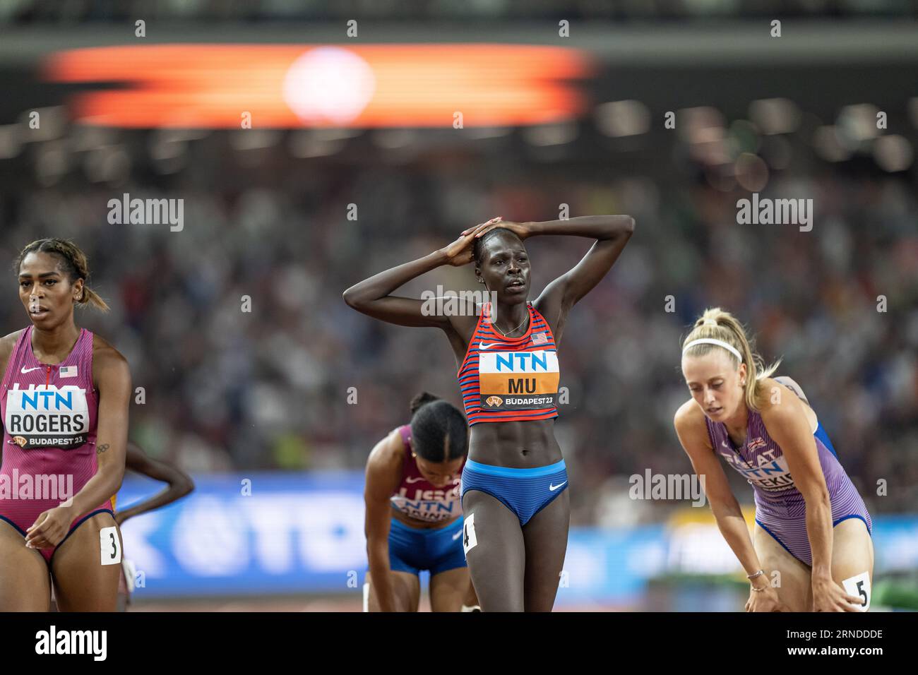 Athing Mu participating in the 800 meters at the World Athletics ...