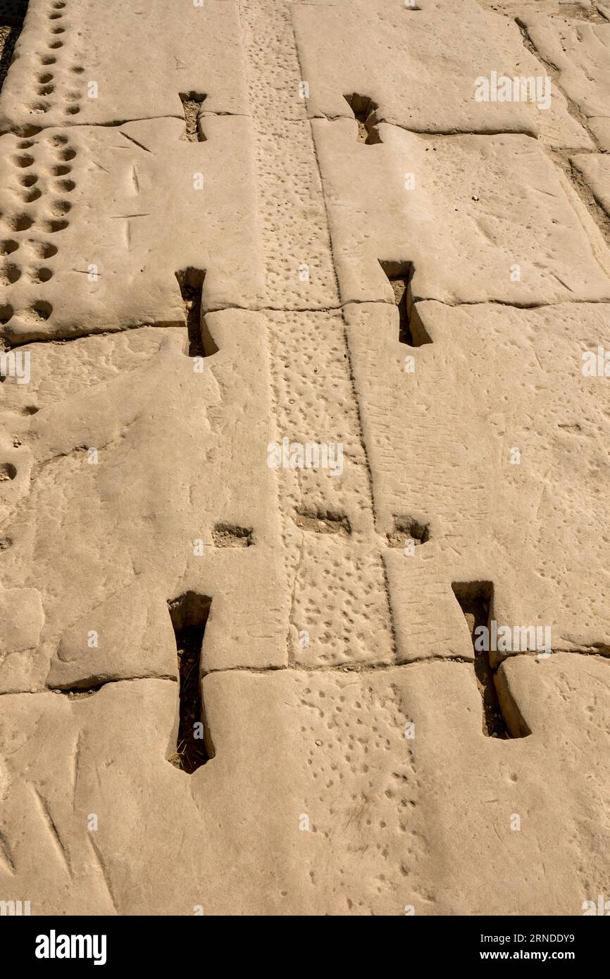 Joining of masonry blocks at the Temple of Hathor at Dendera, Nile ...