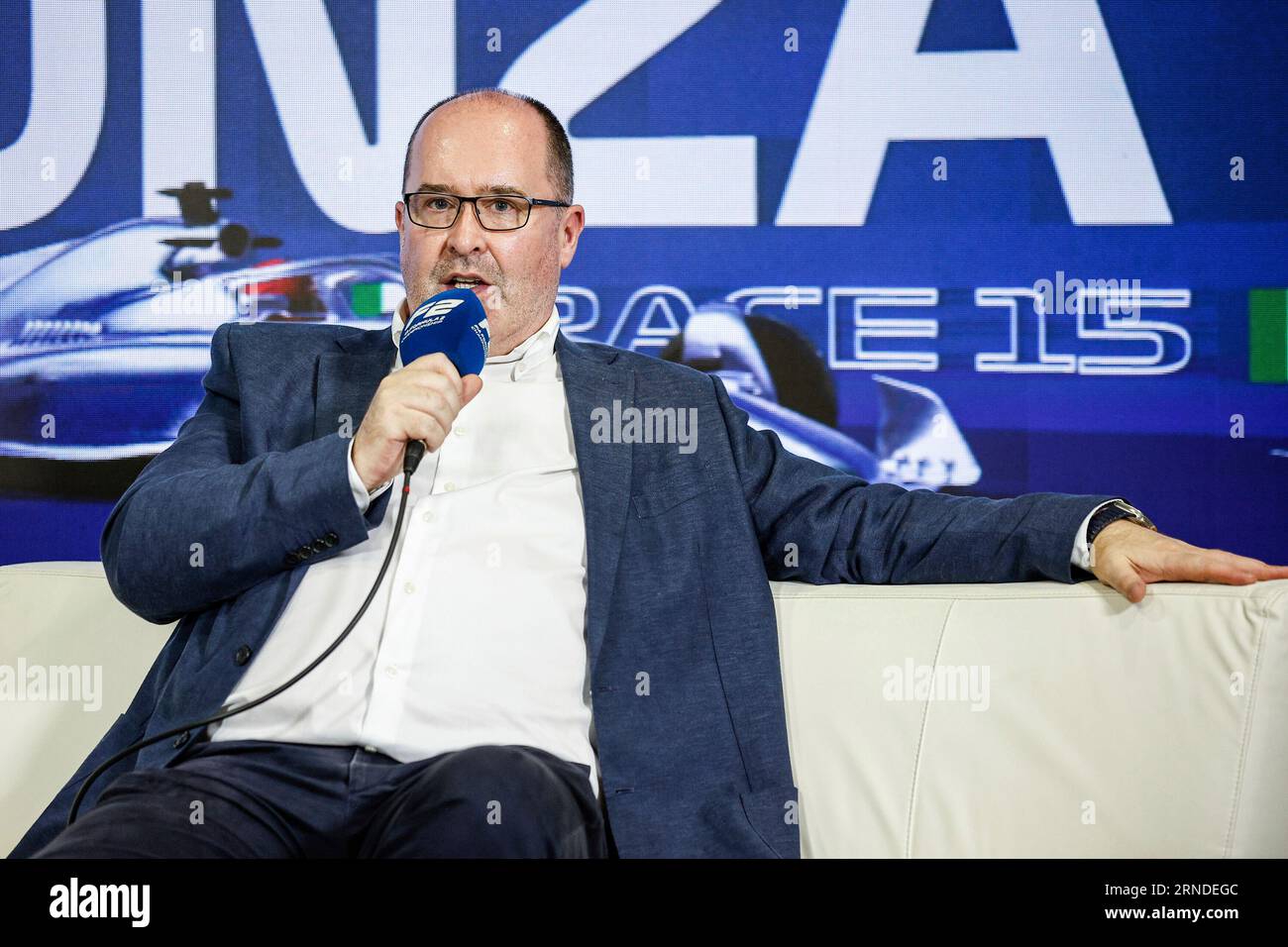 Robert reid hi-res stock photography and images - Alamy