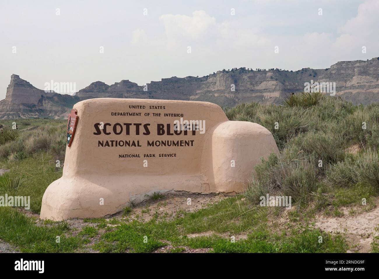 Entrance sign for Scotts Bluff National Monument Stock Photo - Alamy