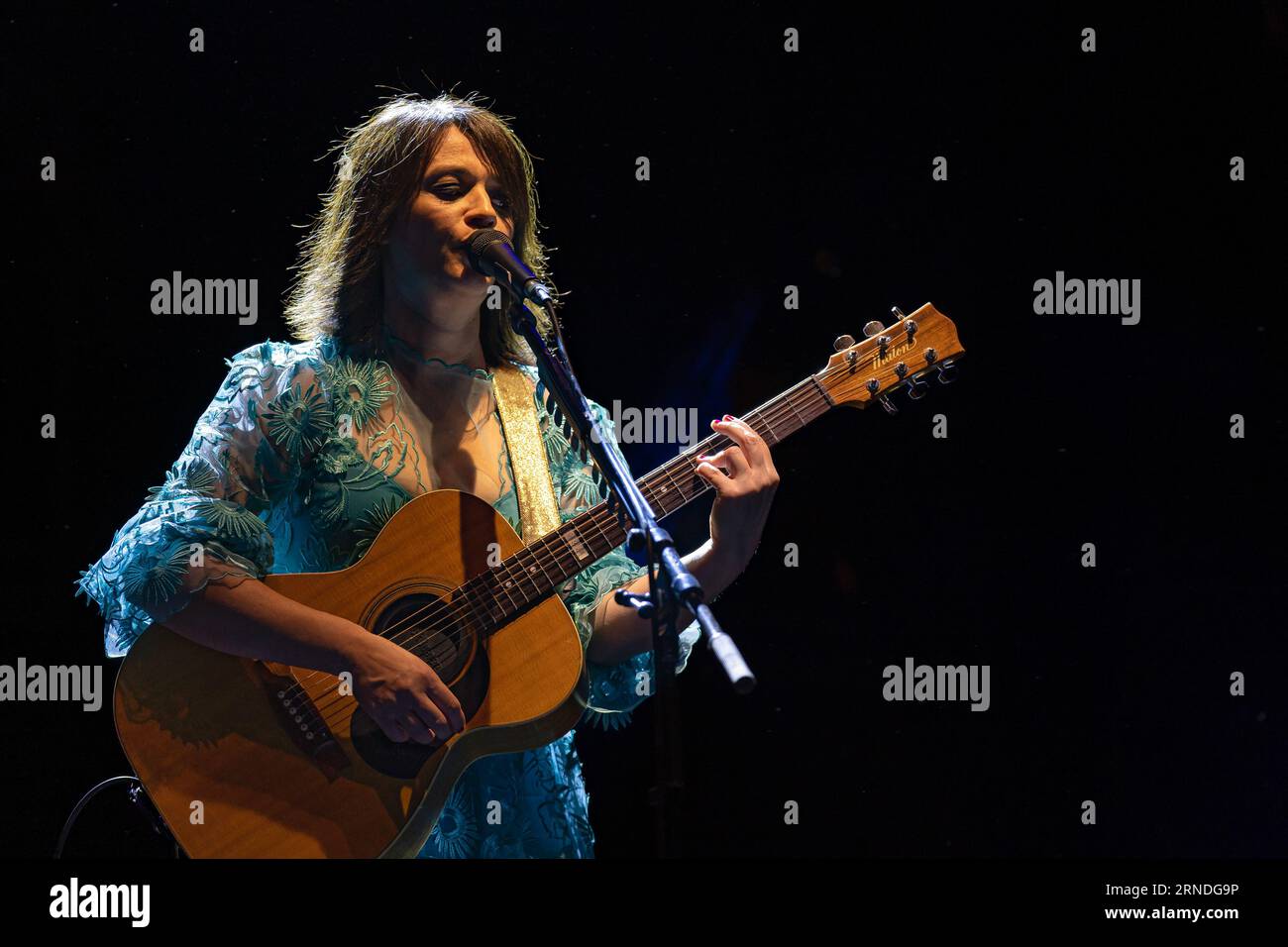 Carmen consoli show hi-res stock photography and images - Alamy