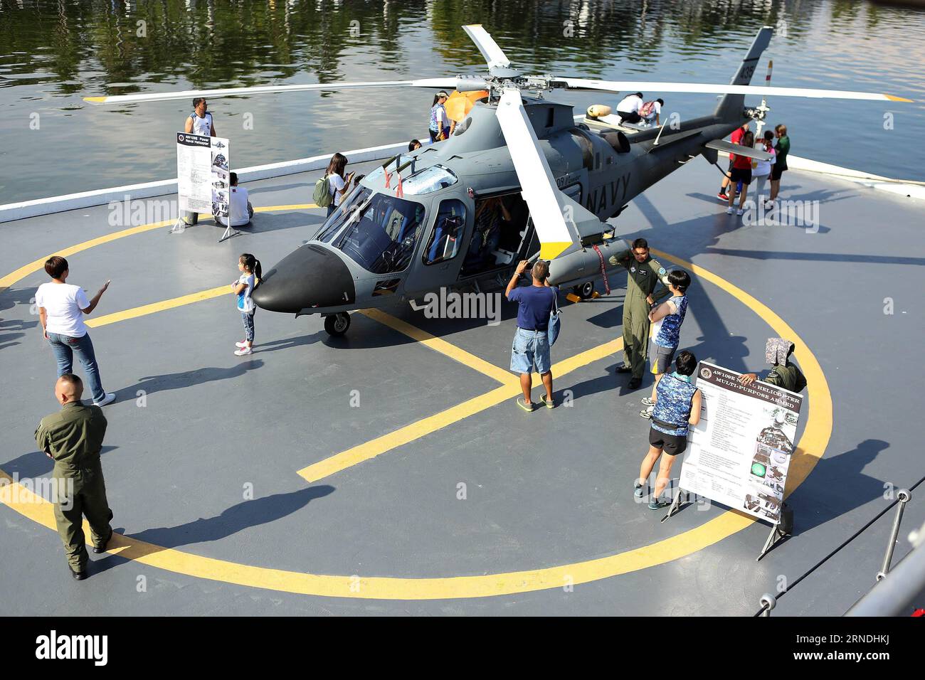 Air assets hi-res stock photography and images - Alamy