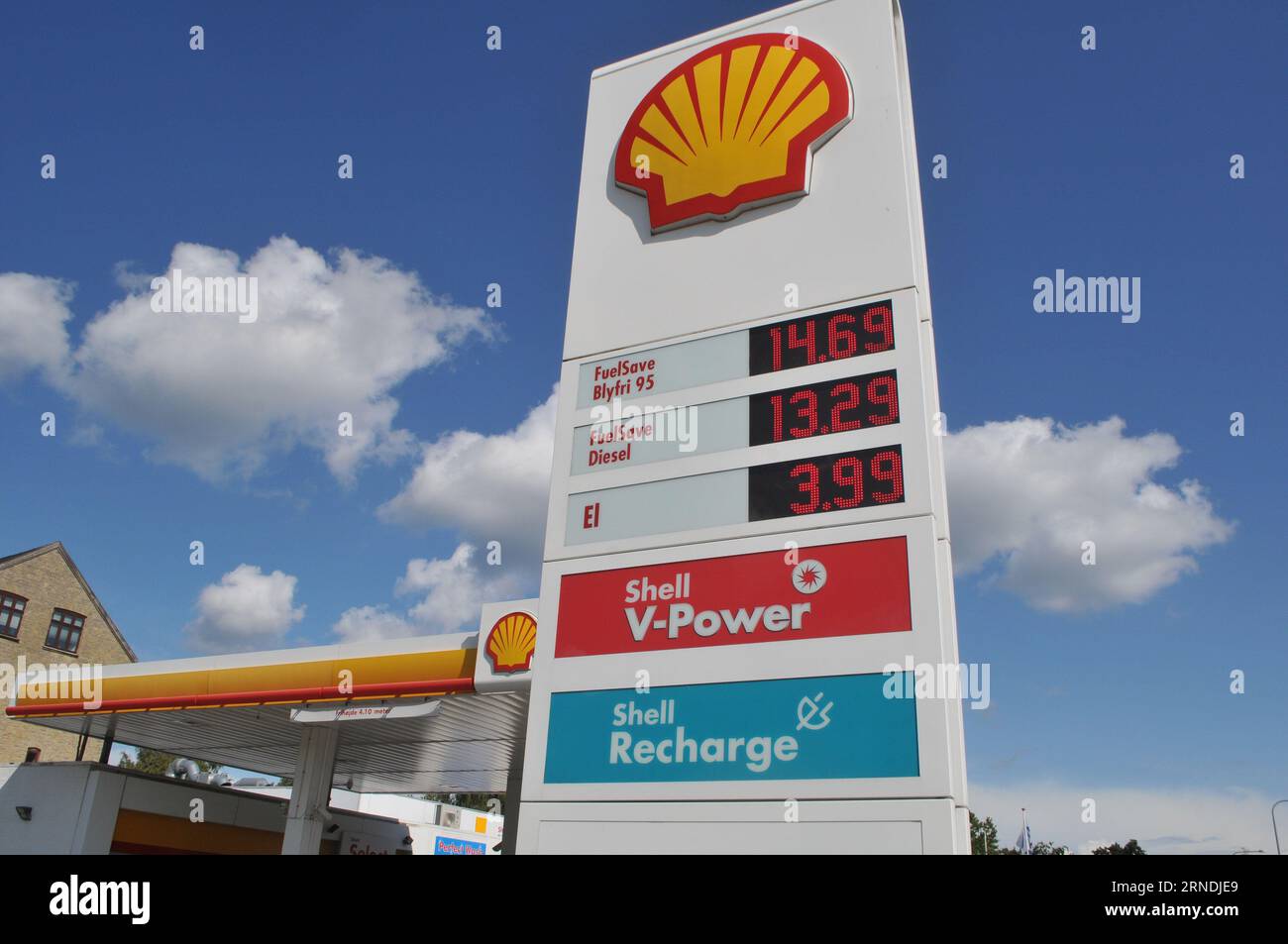 Diesel electrc charge point hi-res stock photography and images - Alamy