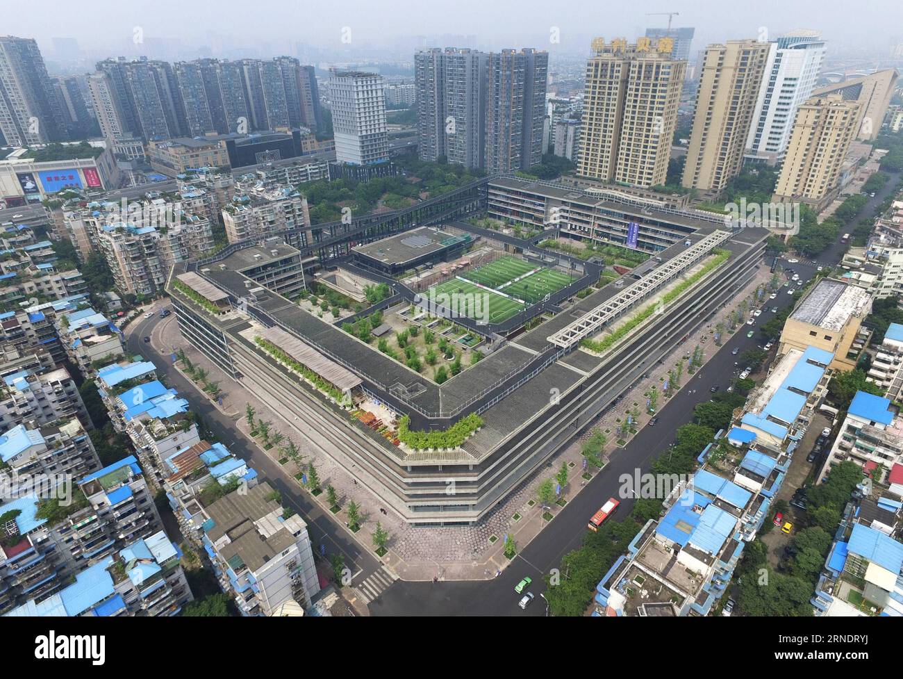 The multifunctional complex West Village Basis Yard designed by Liu ...