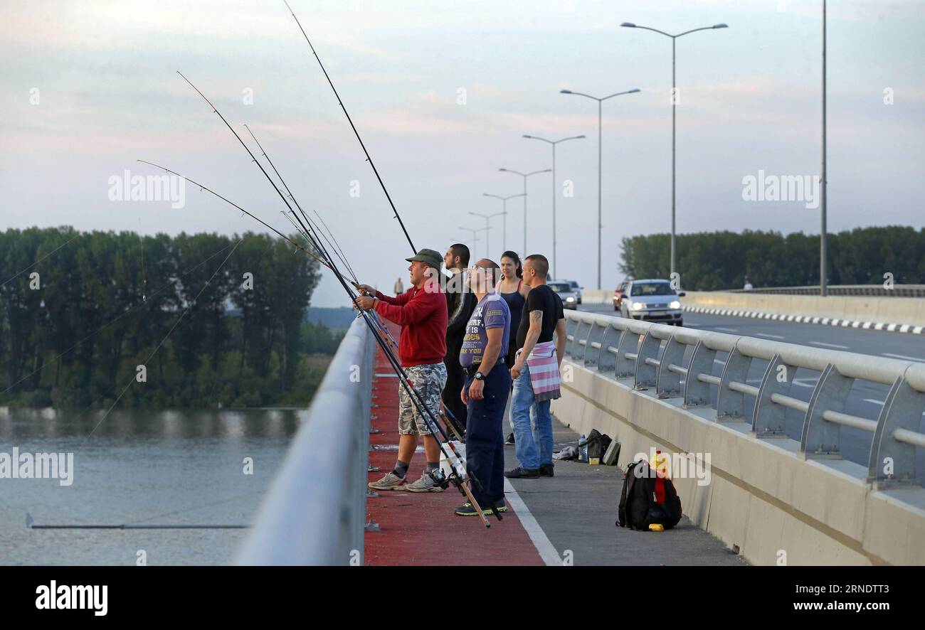 Aleksandar vucic li keqiang hi-res stock photography and images - Alamy