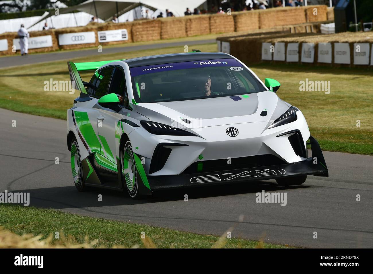 MG MG4 Rally Concept, First Glance, an opportunity to see new models ...