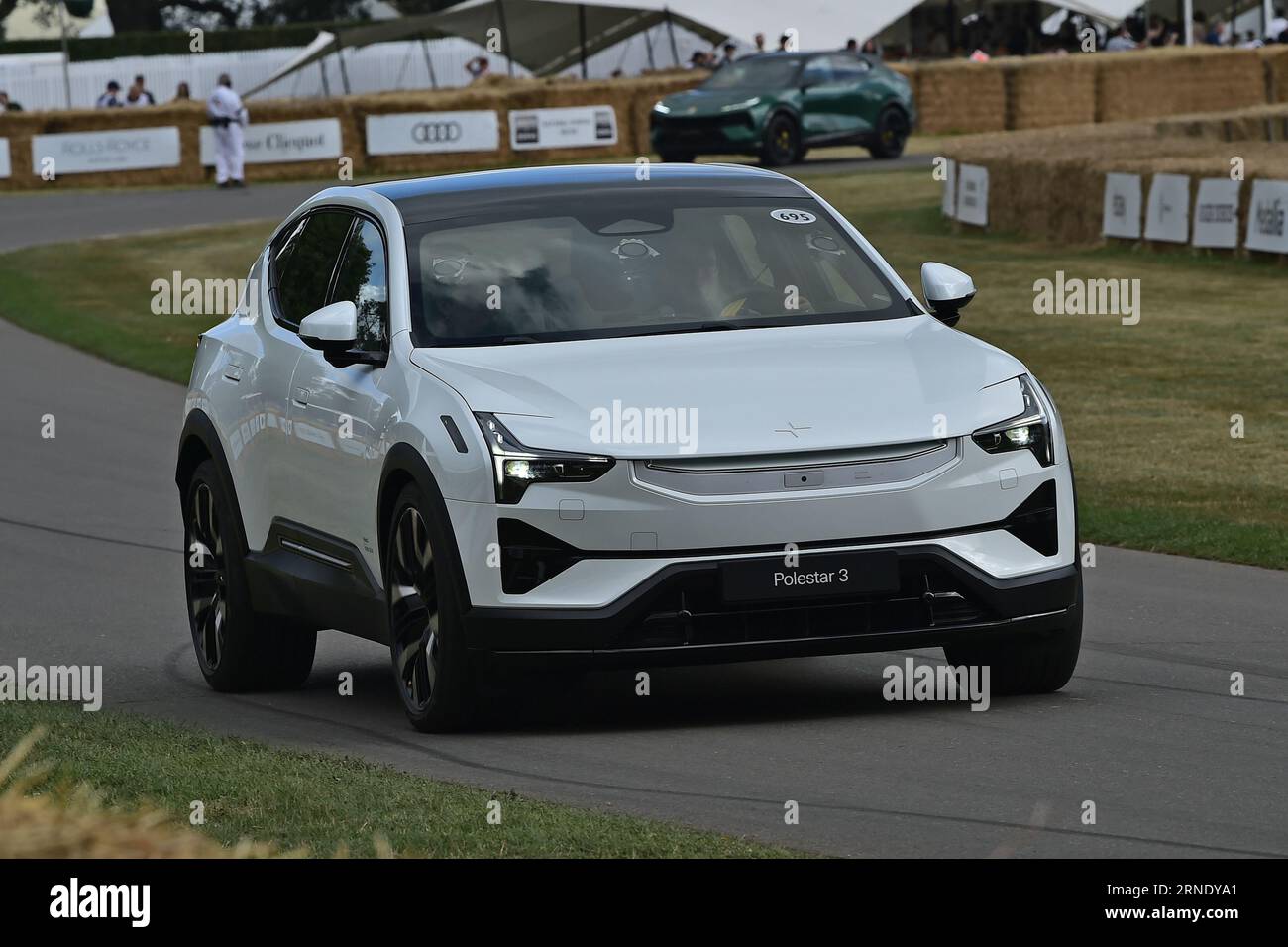 Polestar 3, First Glance, an opportunity to see new models and concept ...