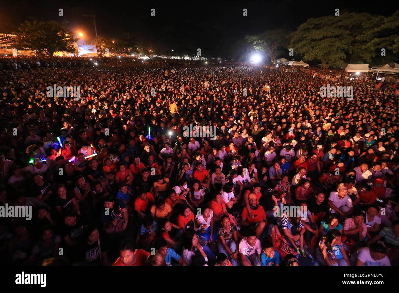 Philippine president rodrigo duterte hi-res stock photography and ...