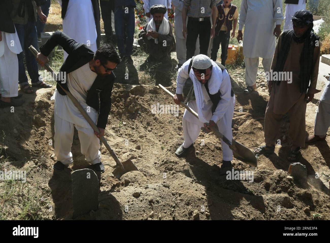 David gilkey hi-res stock photography and images - Alamy