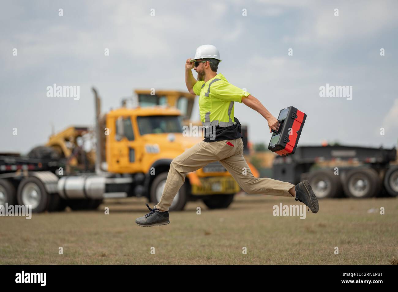 Male body builder running hi-res stock photography and images - Alamy