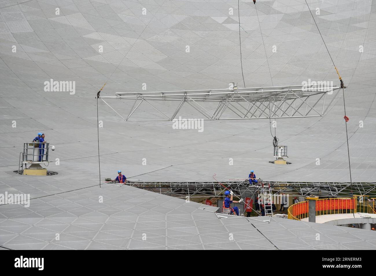 Reflector triangular hi-res stock photography and images - Alamy