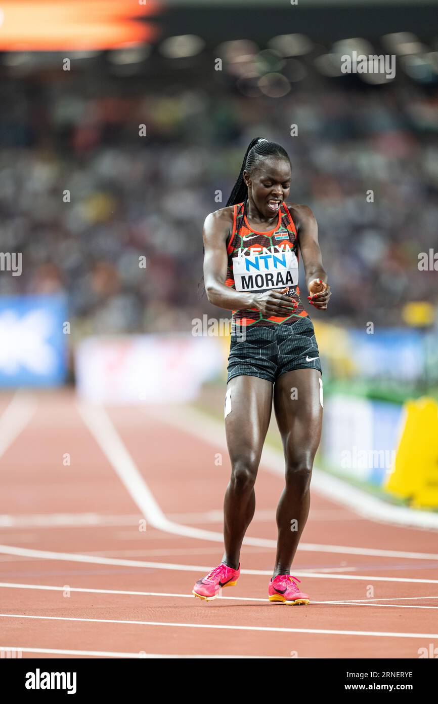 Mary Moraa dancing after winning in the 800 meters at the World ...
