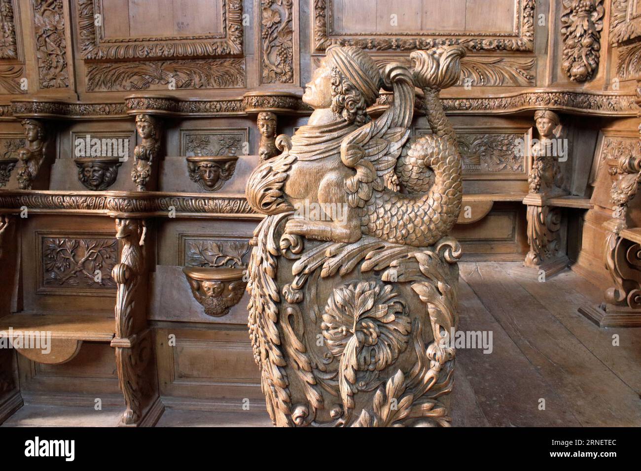 17th century wood carvings in hi-res stock photography and images - Alamy