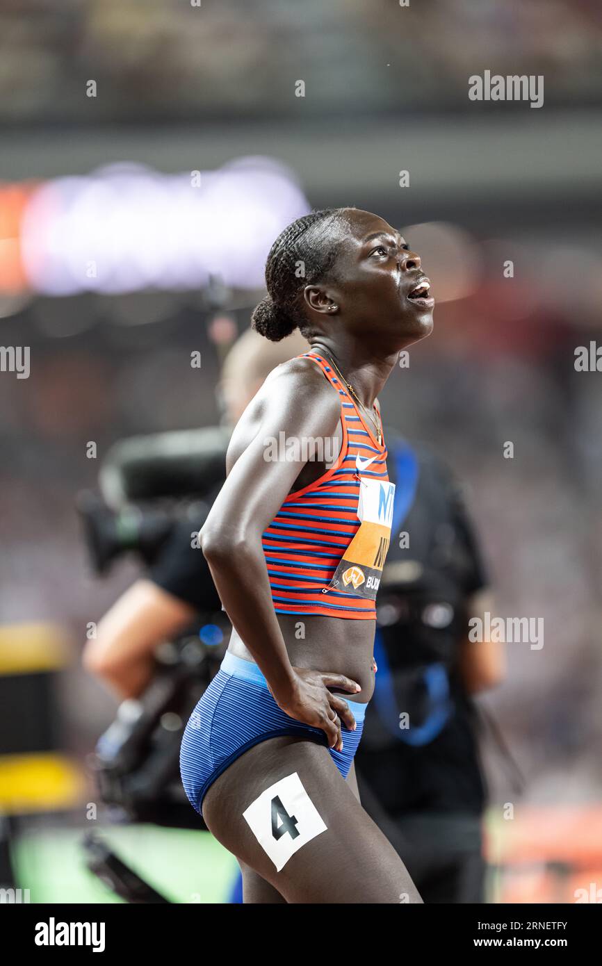 Athing Mu participating in the 800 meters at the World Athletics ...