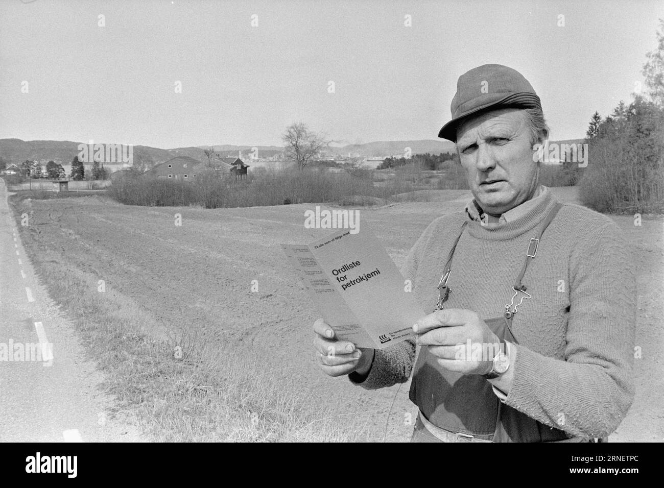 Petrochemicals complex Black and White Stock Photos & Images - Alamy