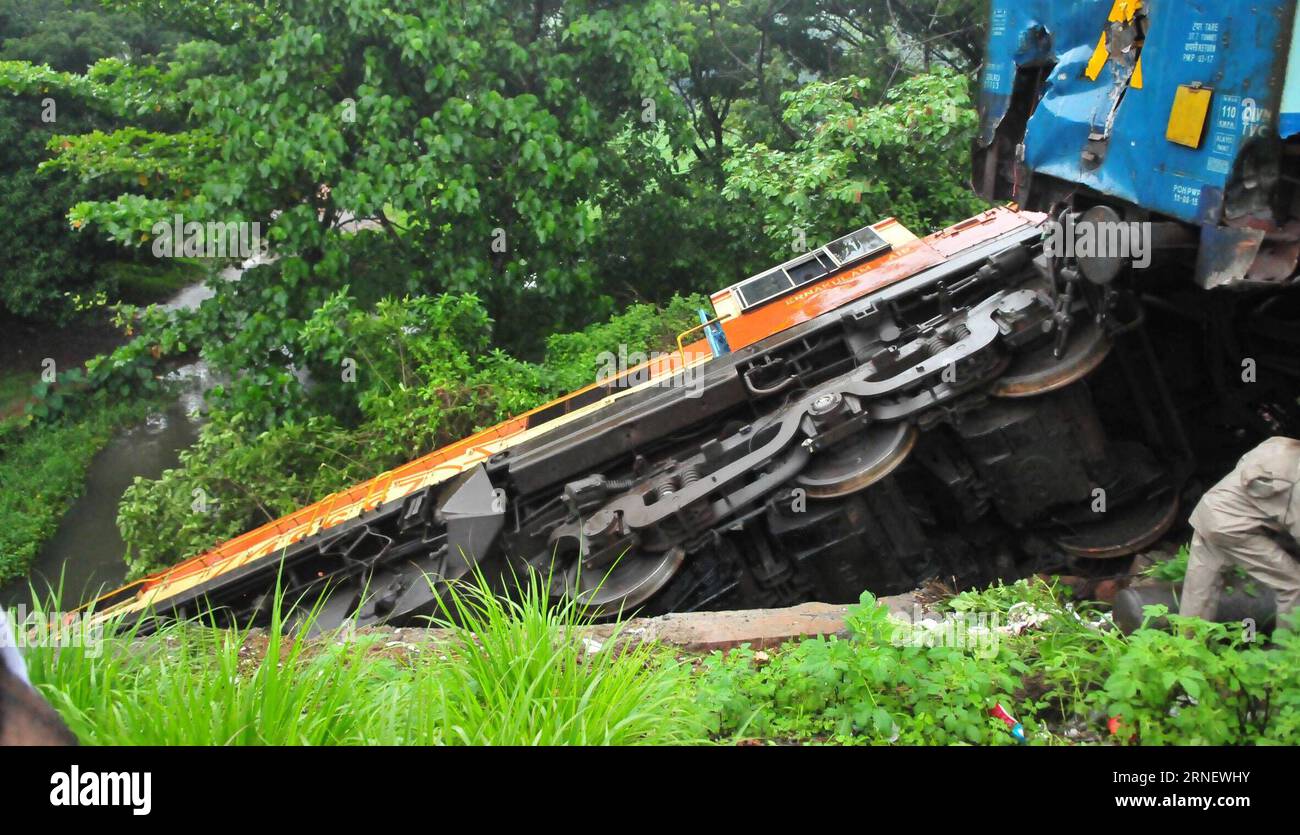 Derailed engine hi-res stock photography and images - Alamy