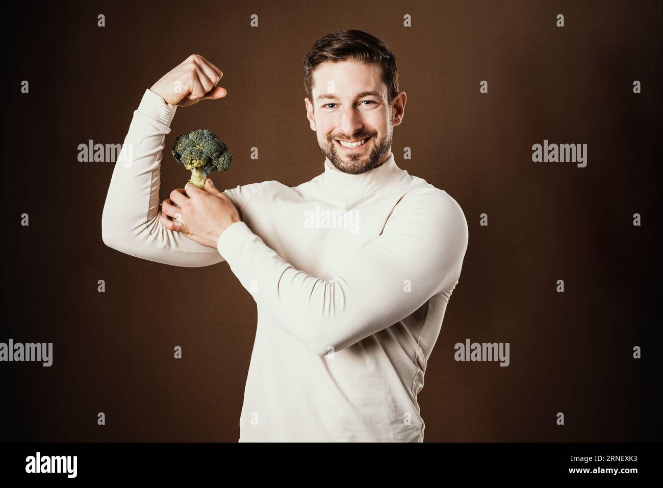 broccoli makes you gain muscles and strong - this man loves this ...