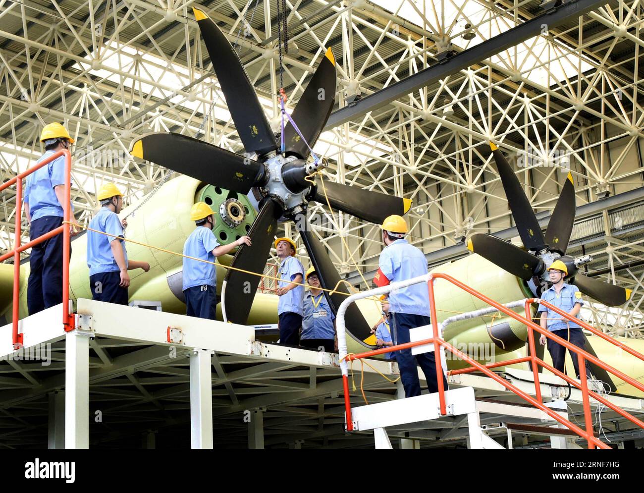 Boeing 737 production line hi-res stock photography and images - Alamy