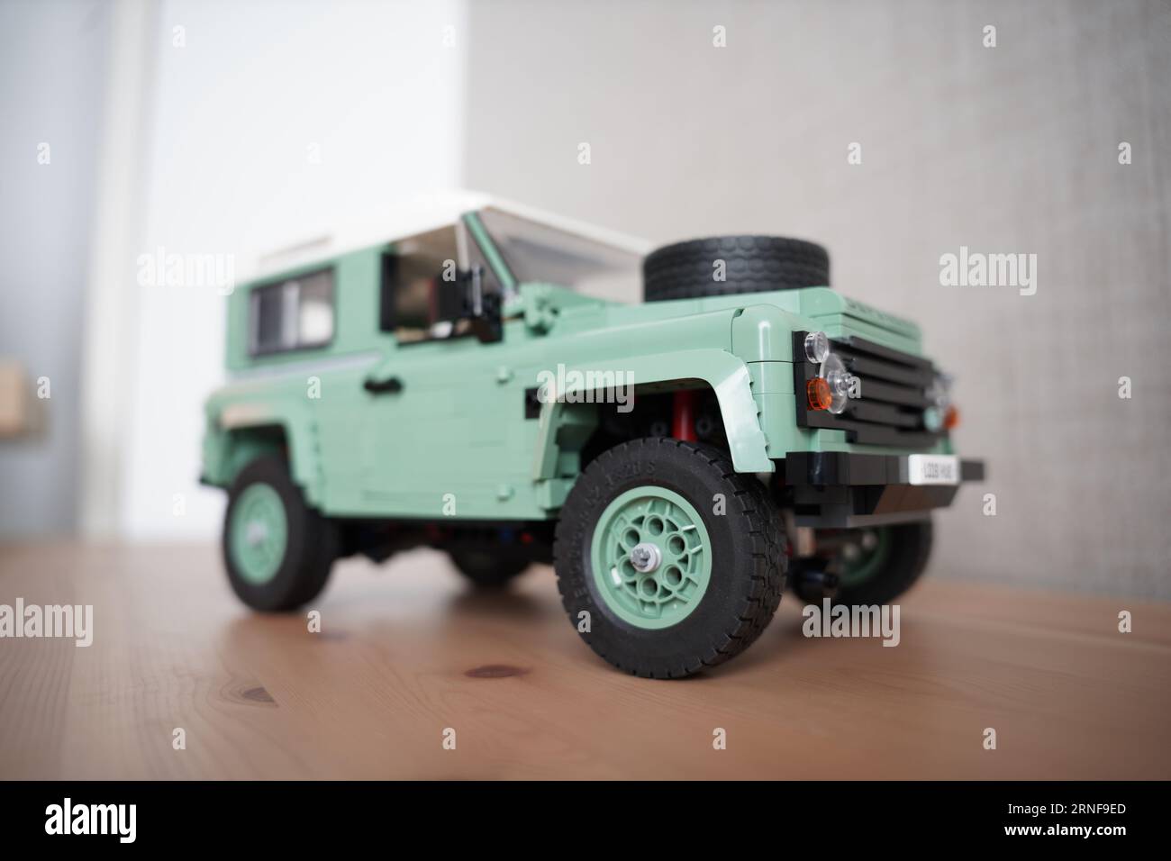 Lego Defender,Land Rover Classic Defender 90. Green car lego with ...