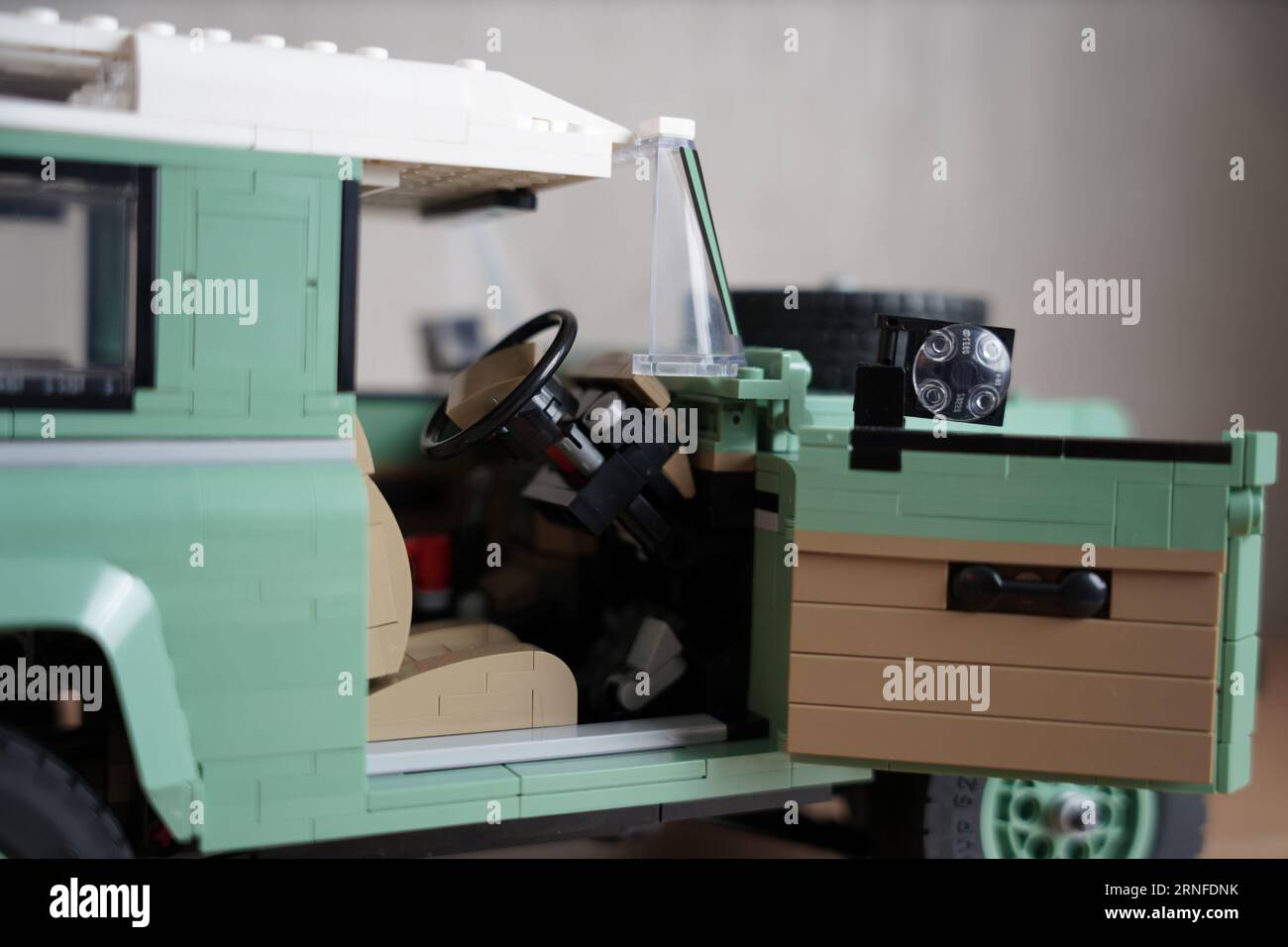 Lego Defender,Land Rover Classic Defender 90. Green car lego with ...