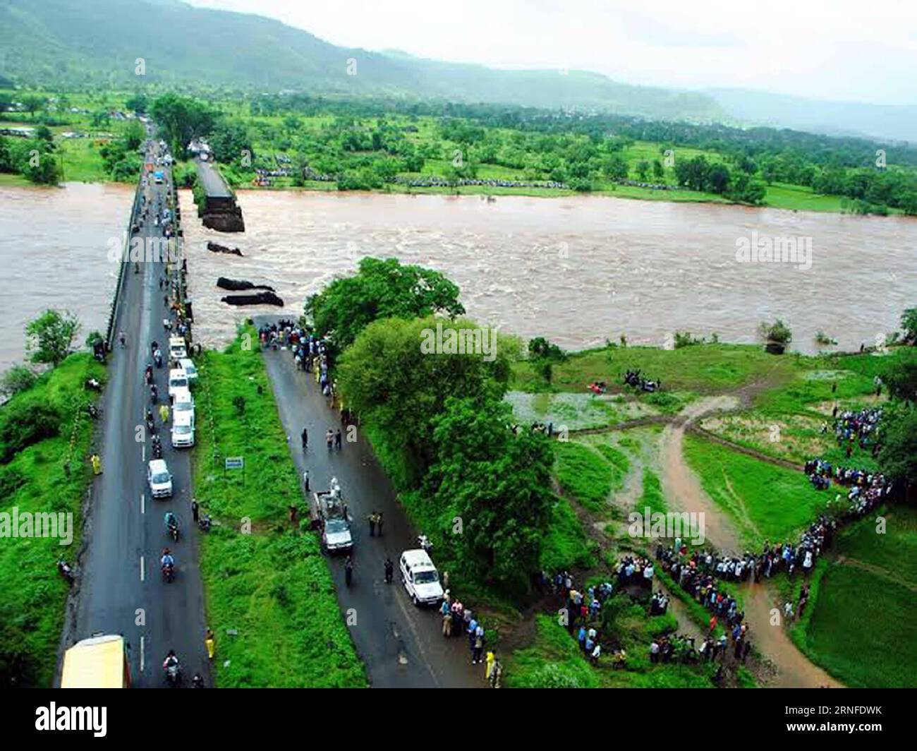 (160803) -- MAHAD, Aug. 3, 2016 -- The aerial photo shows the damaged ...