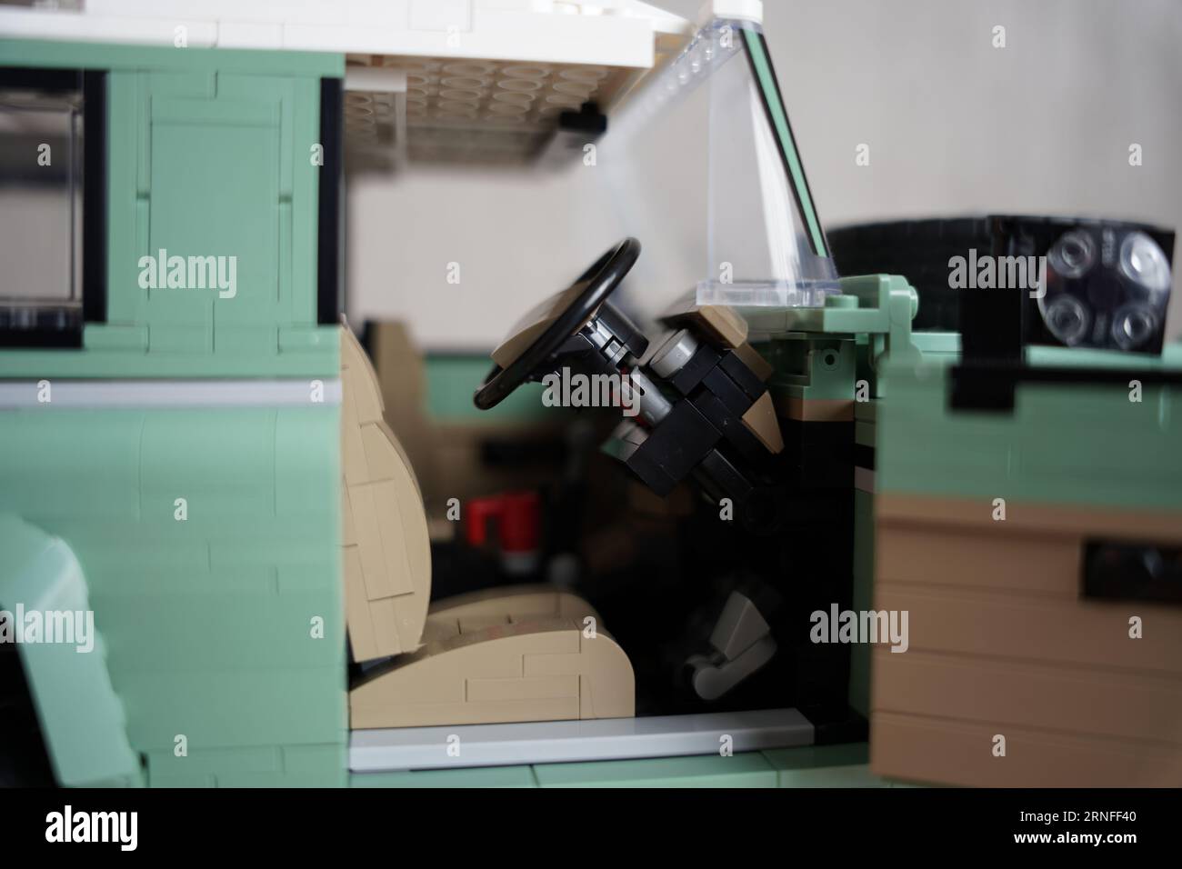 Lego Defender,Land Rover Classic Defender 90. Green car lego with ...