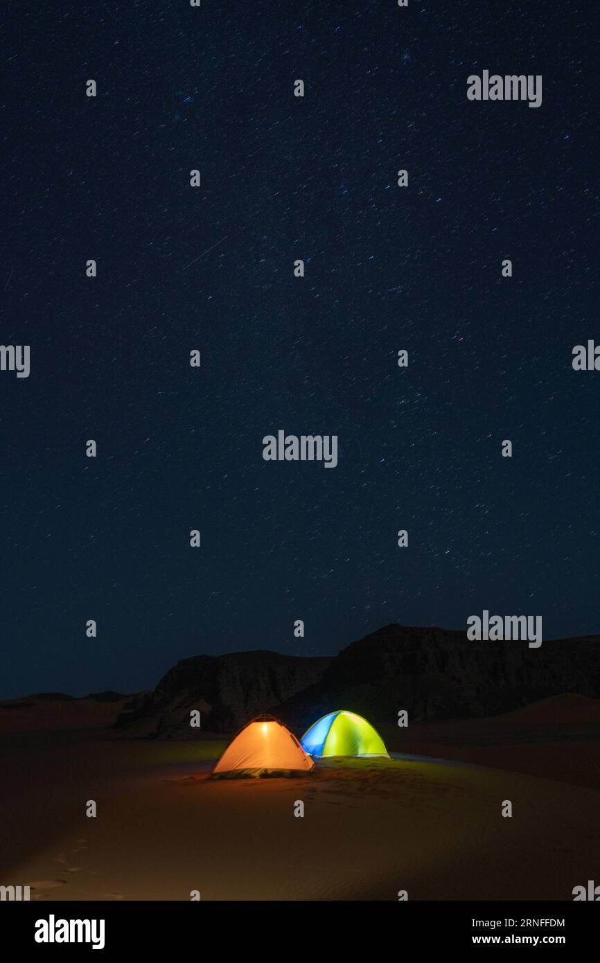 Night in the Sahara desert of Tadrart rouge tassili najer in Djanet ...