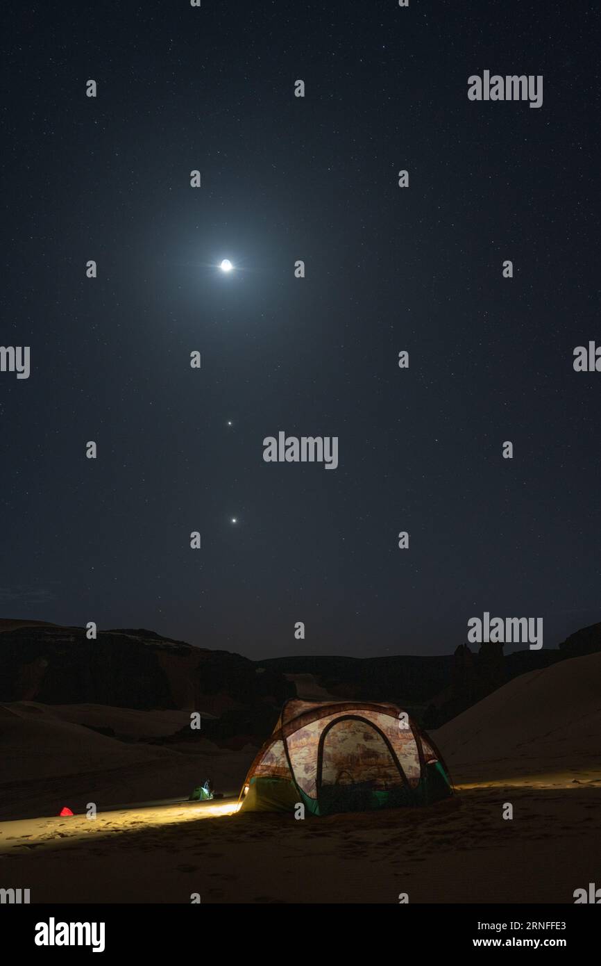 Night in the Sahara desert of Tadrart rouge tassili najer in Djanet ...