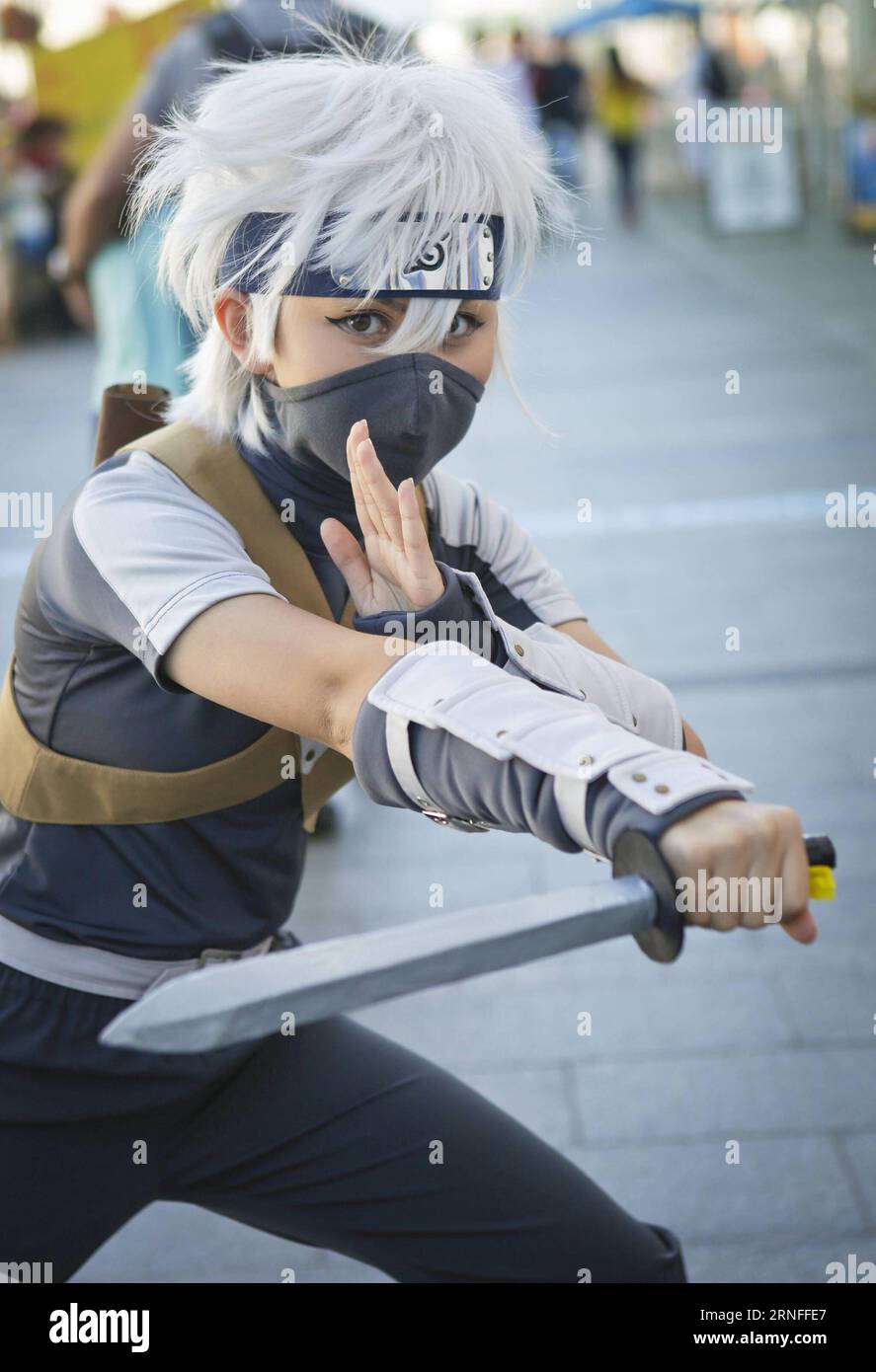 (160806) -- VANCOUVER, Aug. 5, 2016 -- A cosplayer poses during the ...