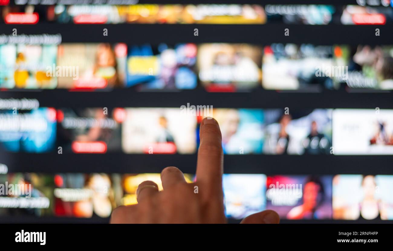 Streaming services hi-res stock photography and images - Alamy