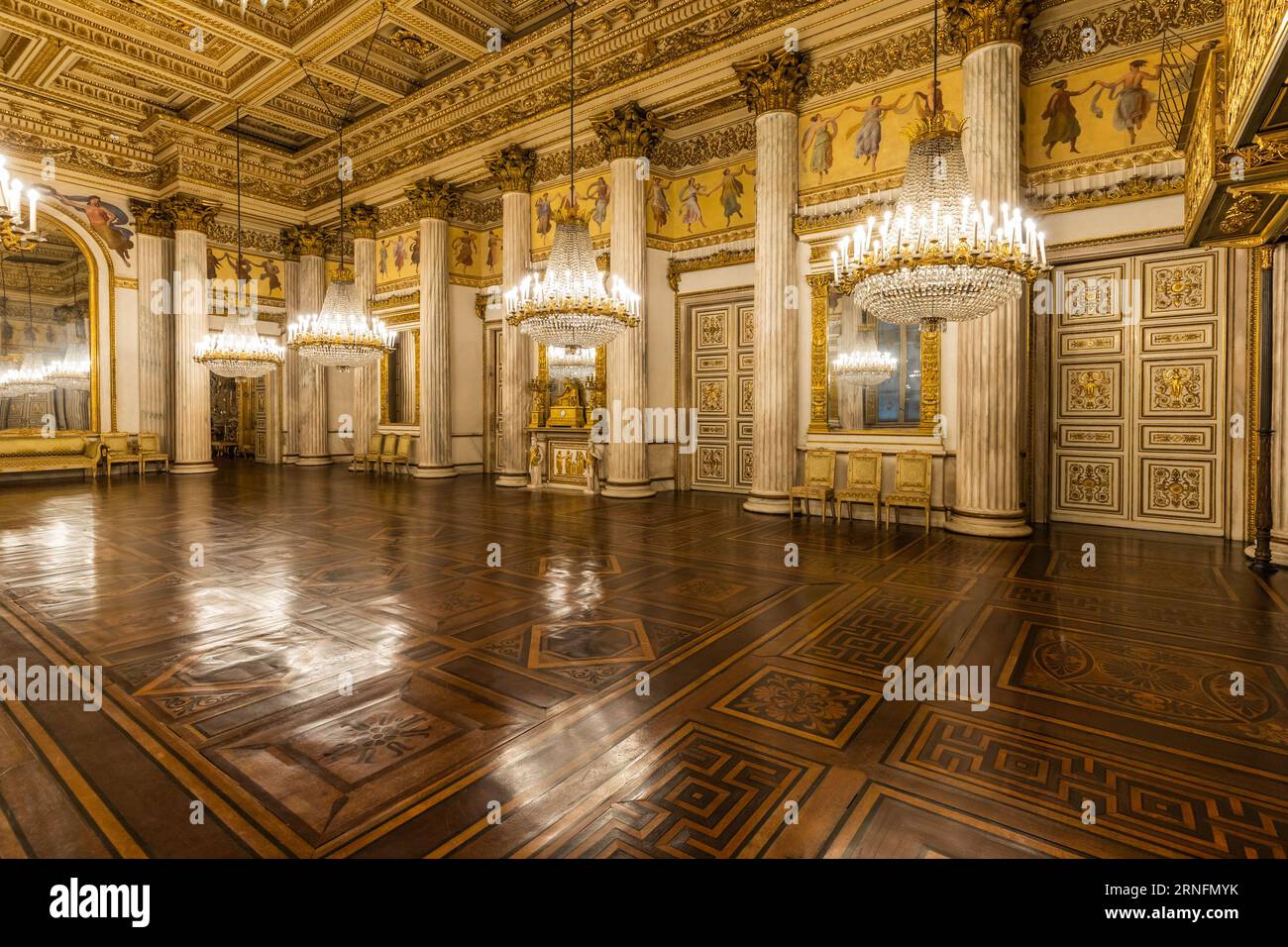 Old ballroom hi-res stock photography and images - Alamy