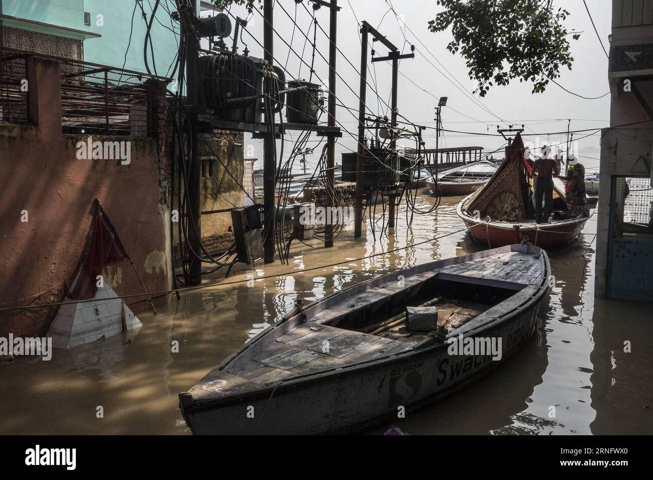 Varanasi flood hi-res stock photography and images - Alamy