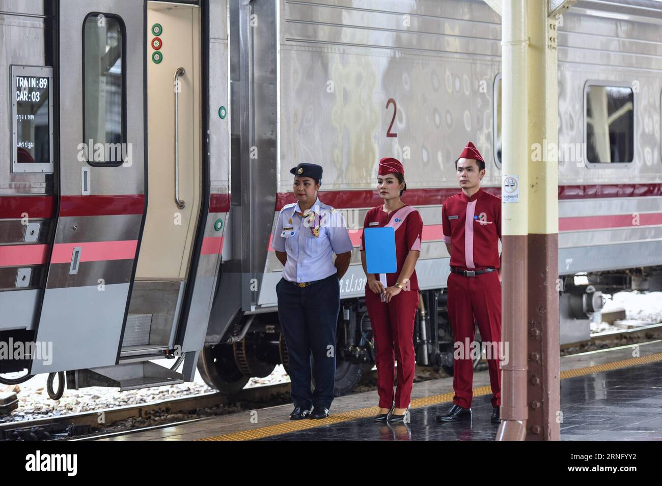 Bangkok srt train hi-res stock photography and images - Alamy