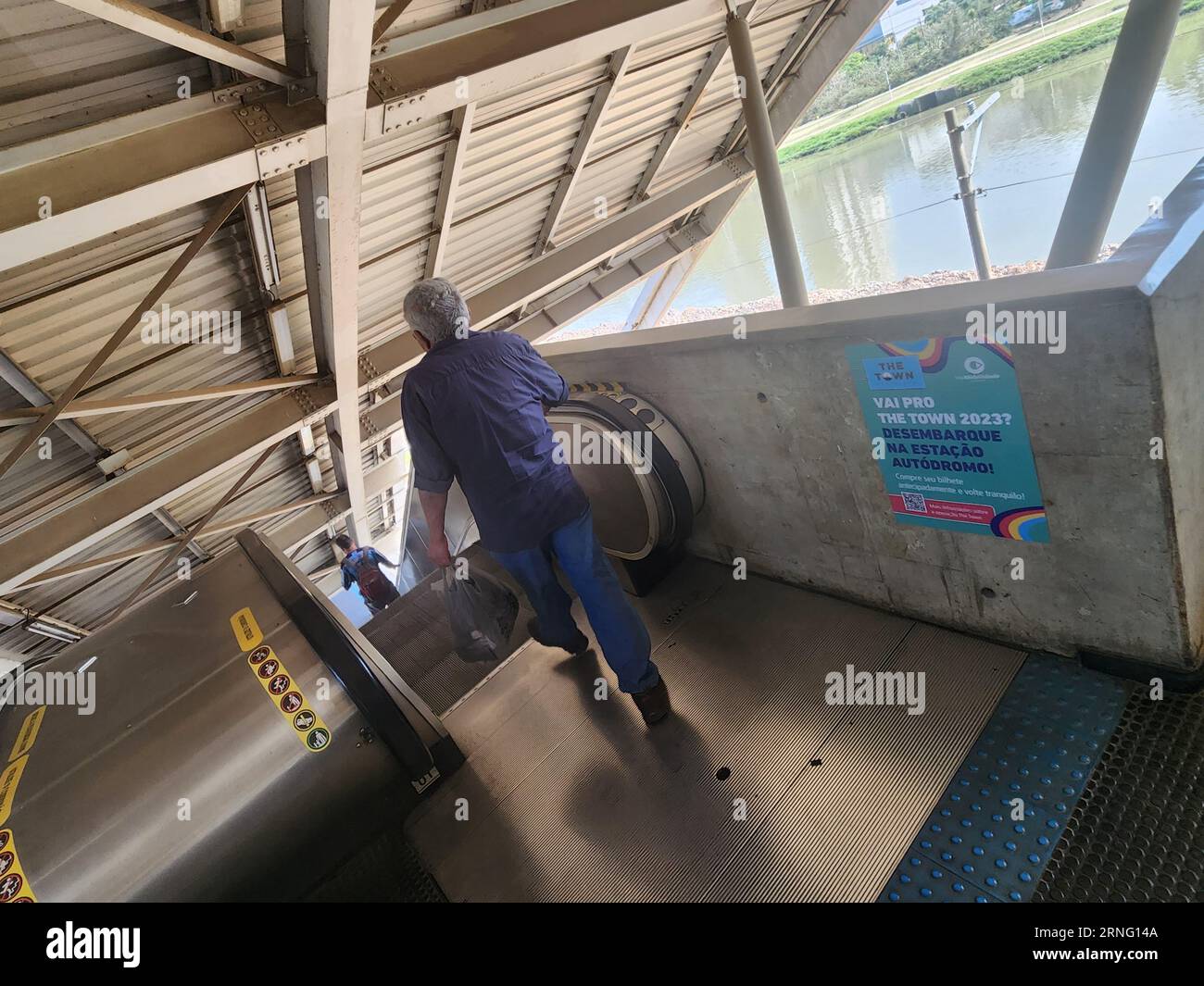 Zone 2 stations hi-res stock photography and images - Alamy