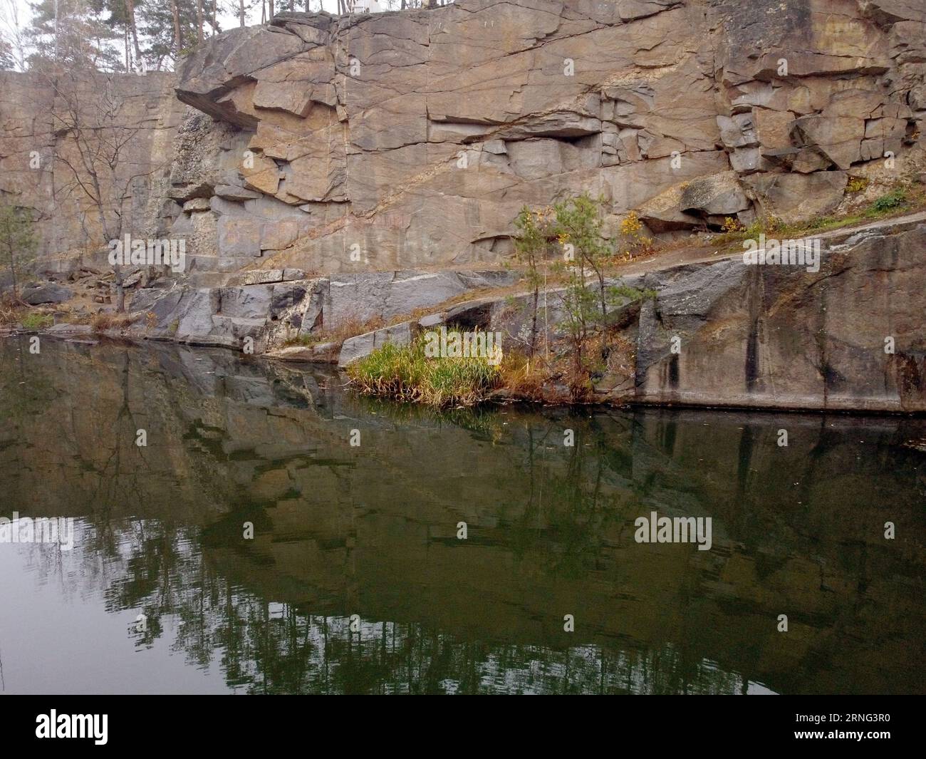 Ukraine flooded granite quarry drone hi-res stock photography and ...