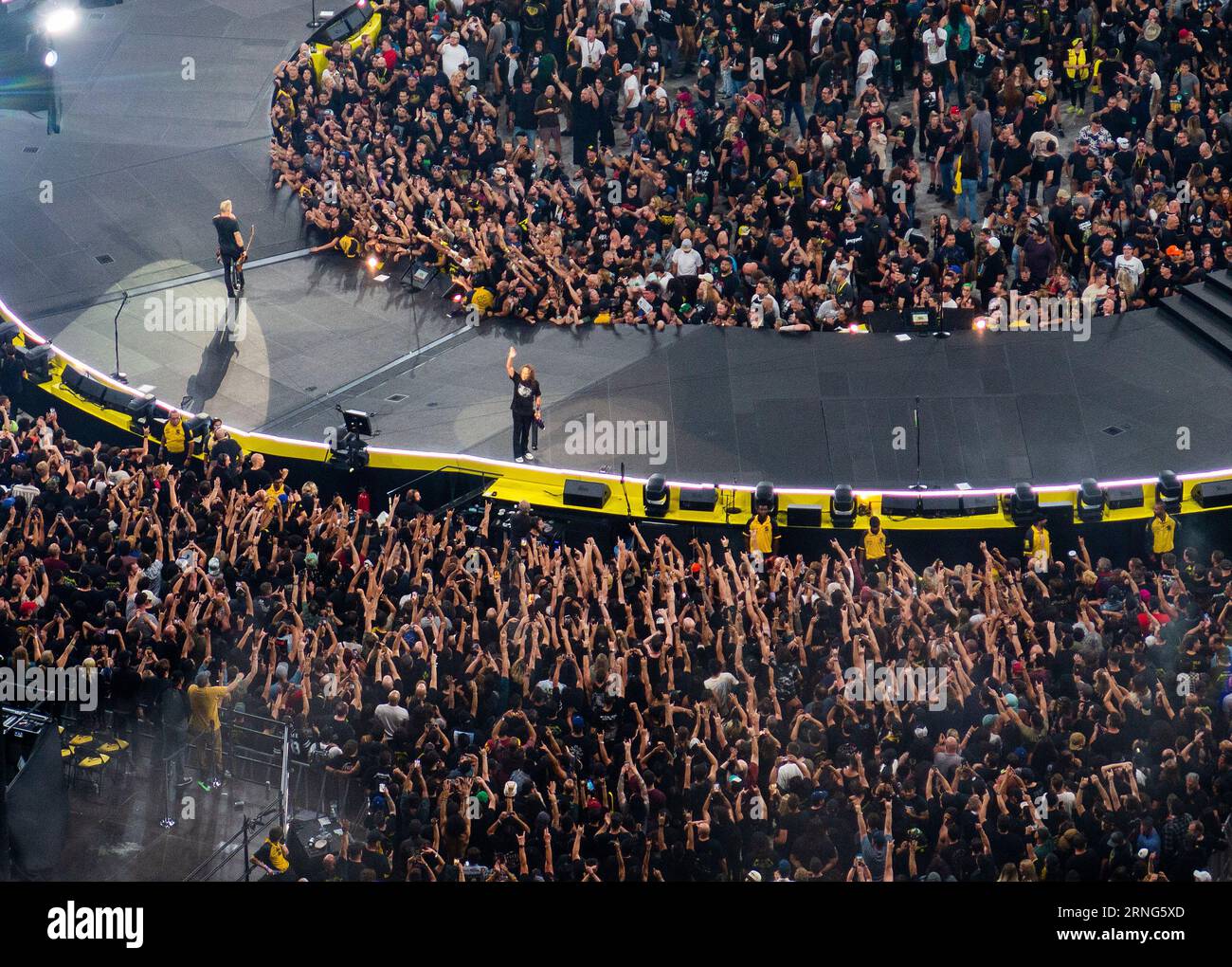 August 27, 2023, Inglewood, California, USA: James Hetfield and Kirk ...