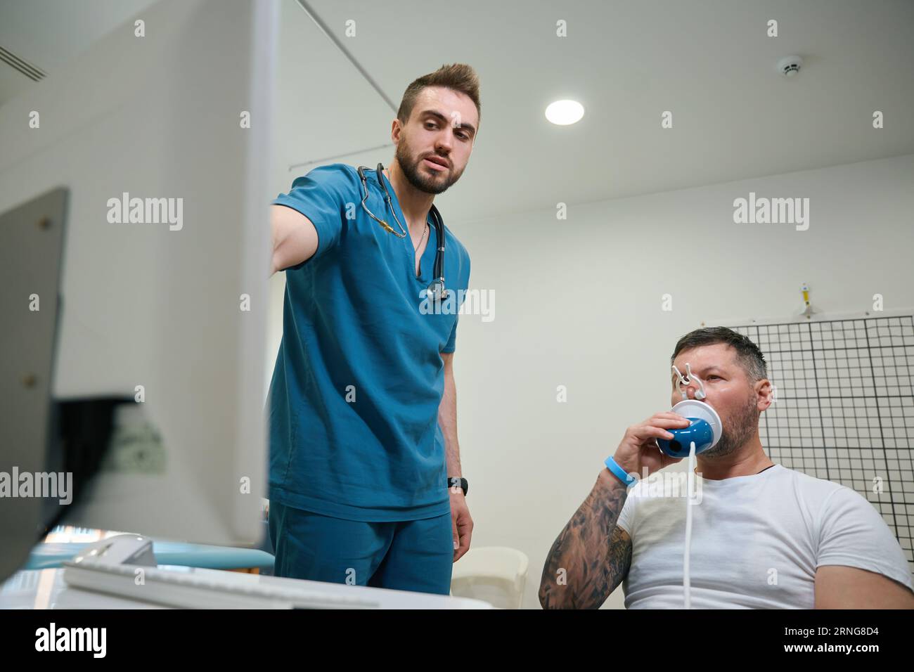 Spirometry nose hi-res stock photography and images - Alamy