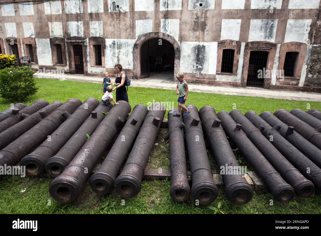 (160917) -- OMOA, Sept. 16, 2016 -- Tourists visit the Fortress of San ...