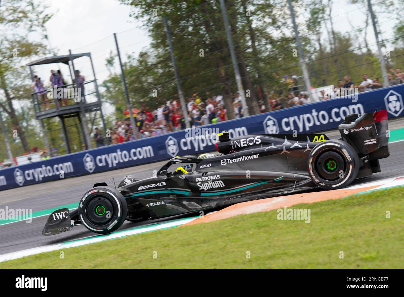 Mercedes amg f1 w14 hi-res stock photography and images - Alamy