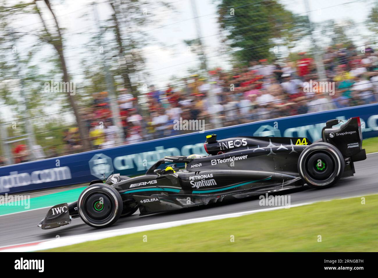 Mercedes amg f1 w14 hi-res stock photography and images - Alamy