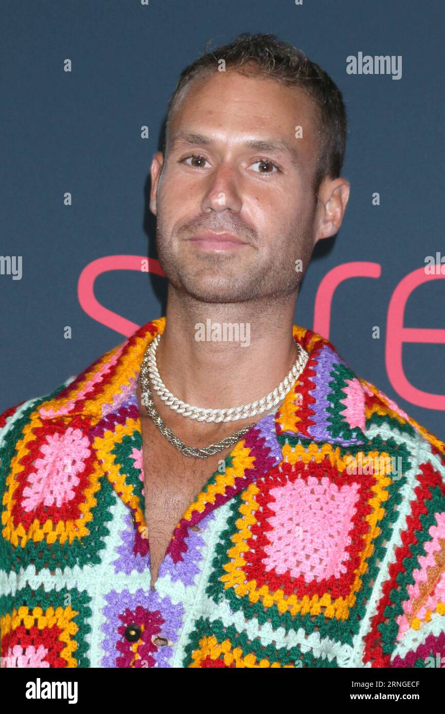 LOS ANGELES - AUG 27: Jordan Wright at the 2023 Streamy Awards ...