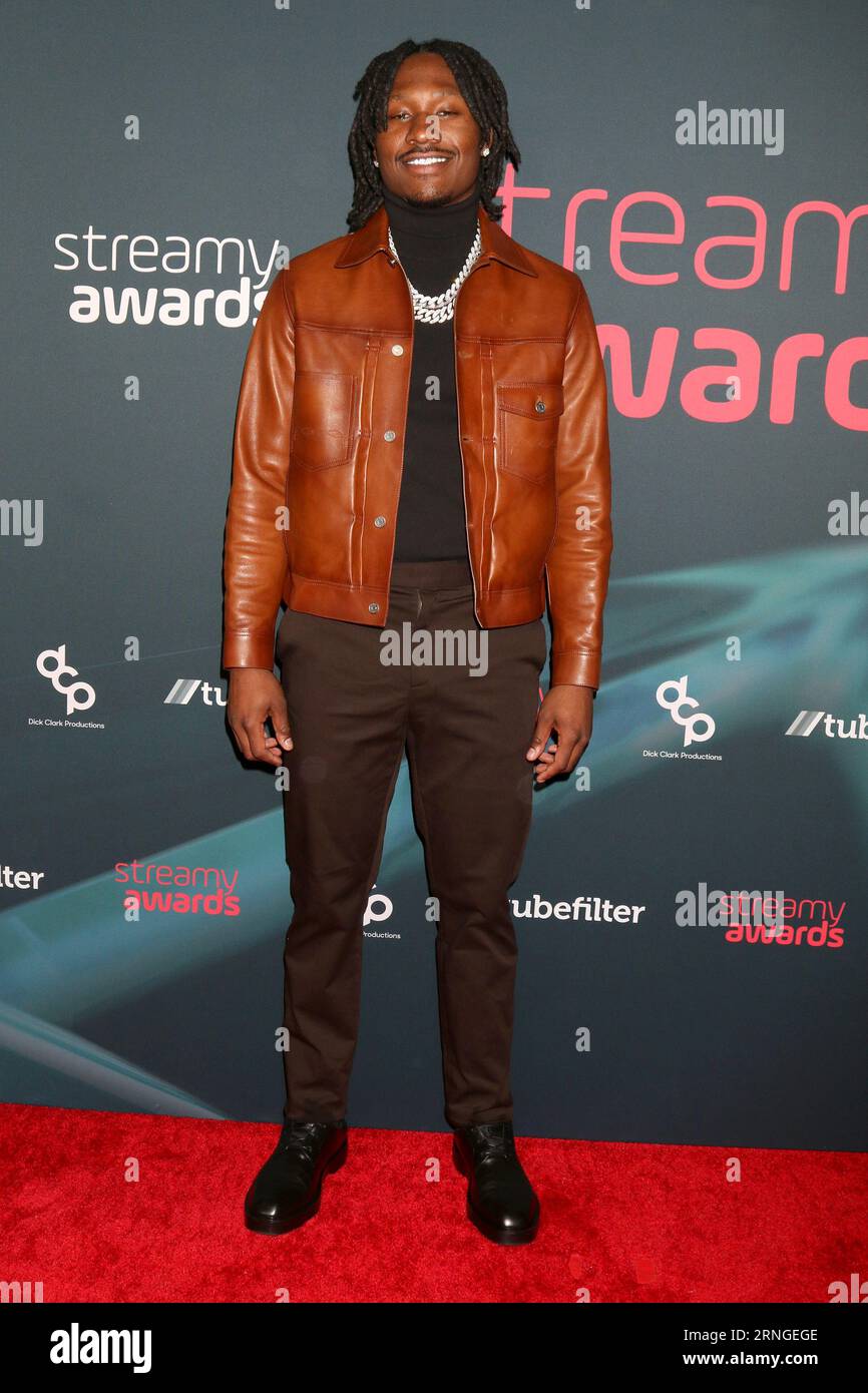 LOS ANGELES - AUG 27: Duke Dennis at the 2023 Streamy Awards - Arrivals ...